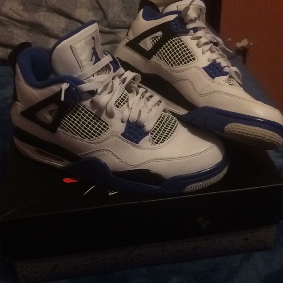Jordan | Shoes | I Am Selling Air Jordan 4 Retro | Poshmark